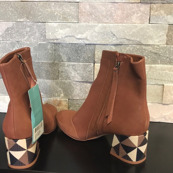Toms | Shoes | Toms Emmy Bootie | Poshmark